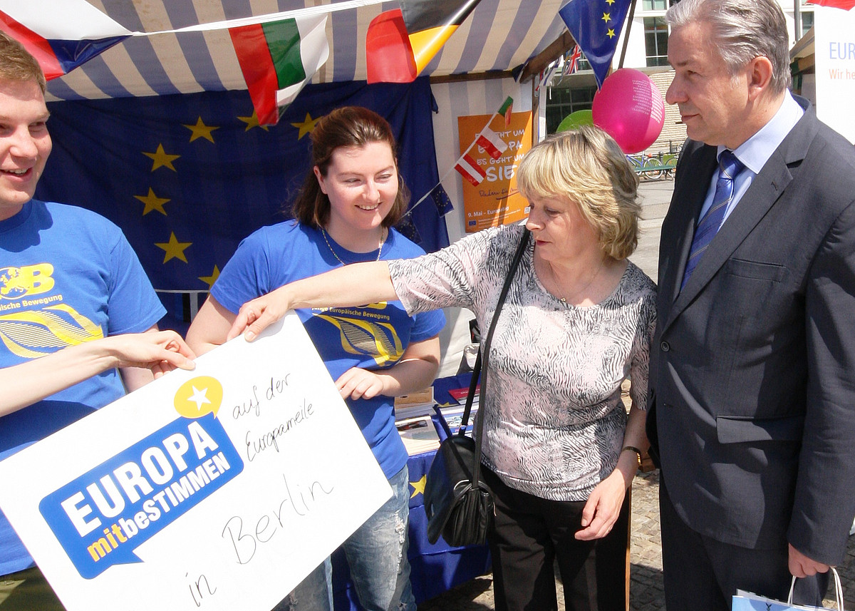 Europameile 2013: Großer Besucherandrang beim EUB-Stand- Europa-Union ...